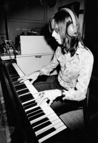 About Nicky Hopkins - The Session Man